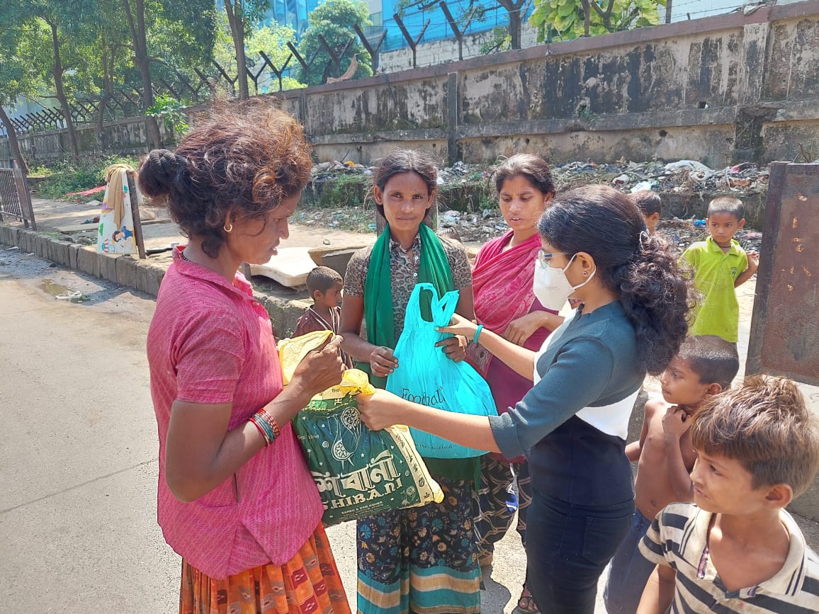 Maalaga Social Foundation : : Used Clothes Collection Drive
